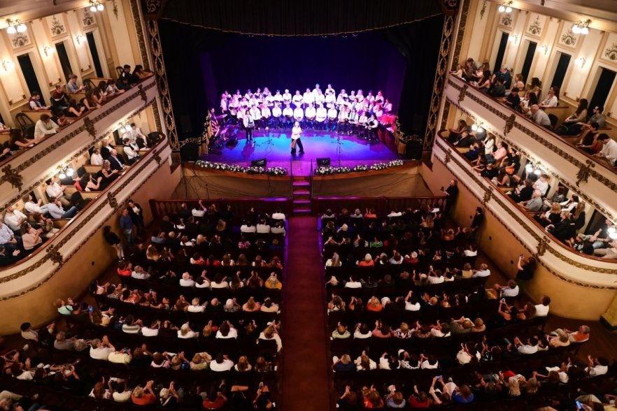 El Teatro continúa con varias propuestas en el fin de semana | Máxima ...