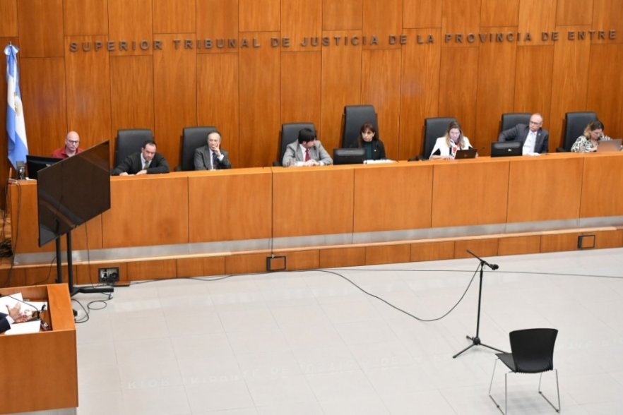 El Jurado de Enjuiciamiento destituyó a la jueza Josefina Etienot ...