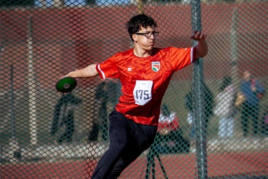 Luciano Gómez, campeón nacional U16 en lanzamiento de disco | Máxima Online